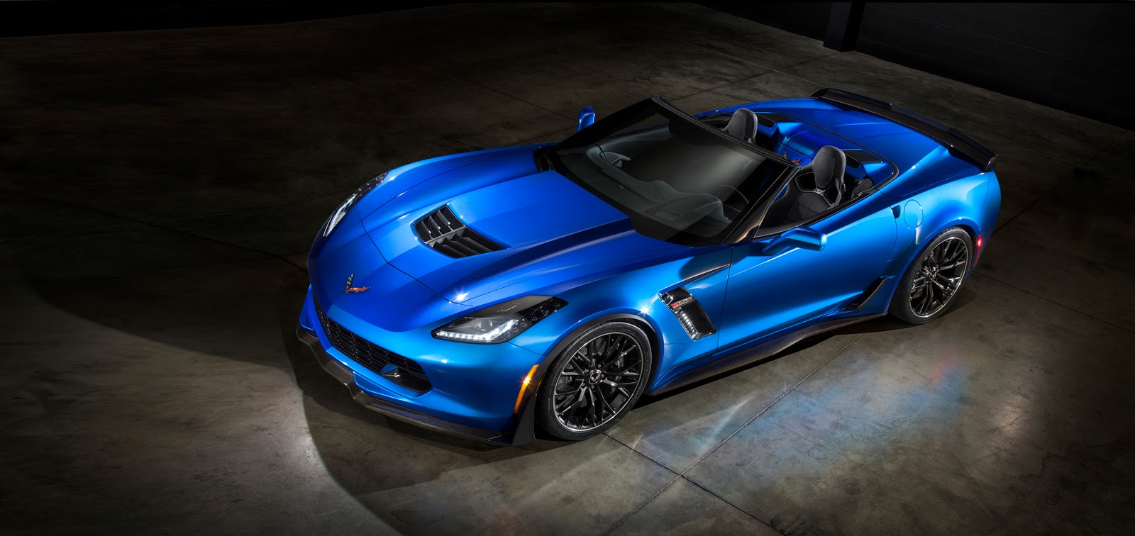 Vette Vues Magazine Blog: Drop-top Supercar: 2015 Corvette Z06 Convertible