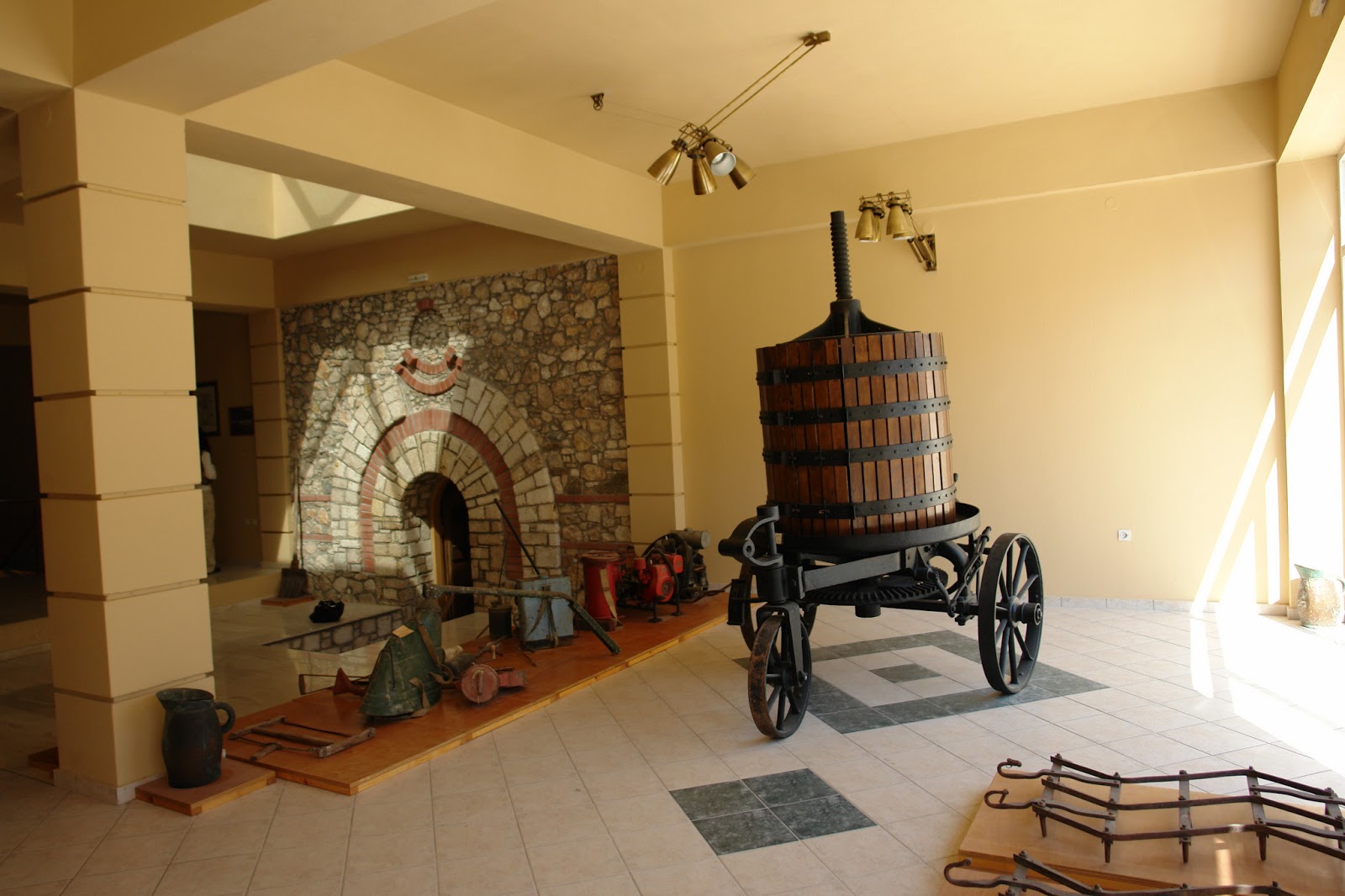 ELECTRA's PHOTOSTREAM: ΜΟΥΣΕΙΟ ΟΙΝΟΥ ΣΑΜΟΥ - SAMOS' WINE MUSEUM