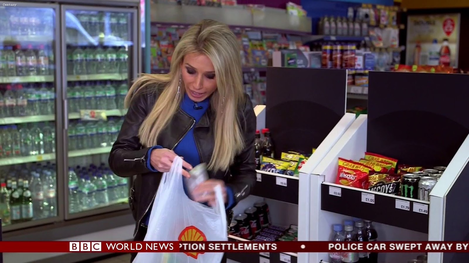 Lara Lewington - 27 Jan 18 - Click (II)