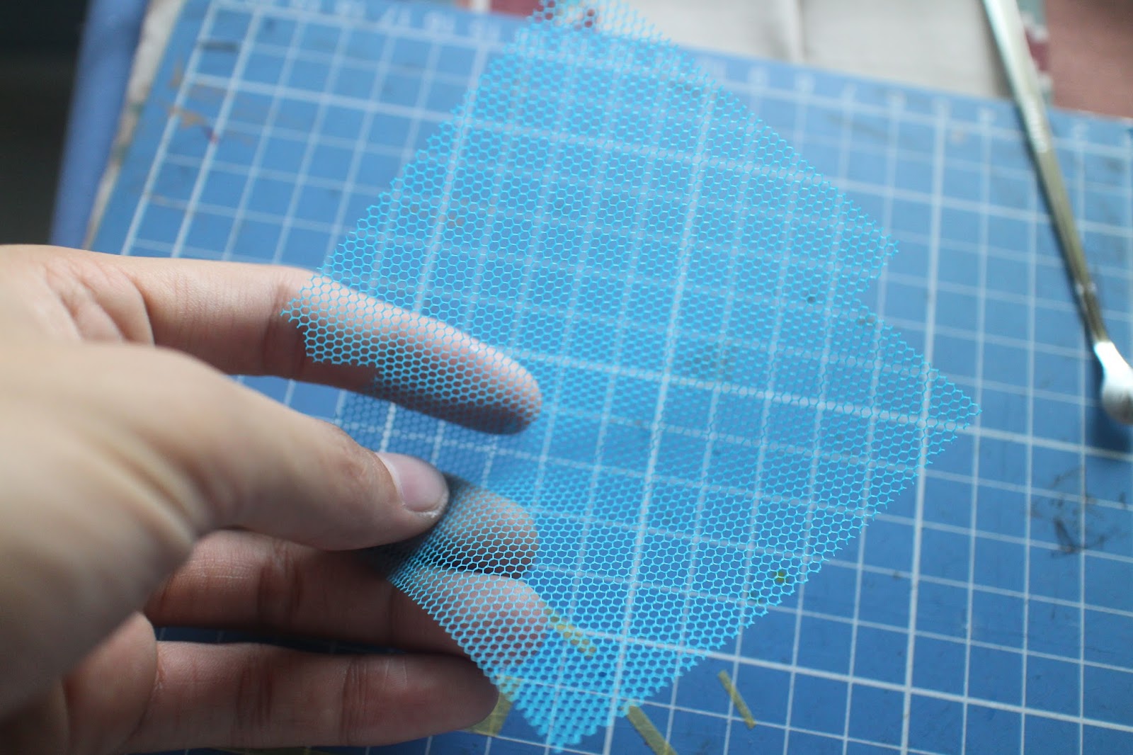 S S G U N P L A: Patterning with mesh