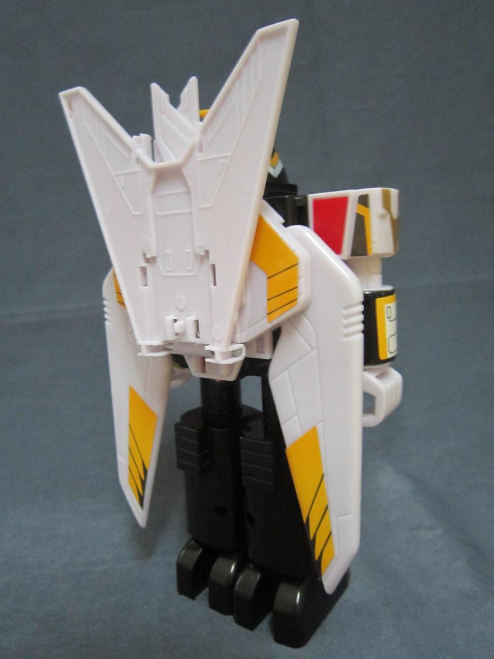 Hong's Hobby Garage: HHG's bottleg toy review: Hawk Overlord (Hyper Haken)