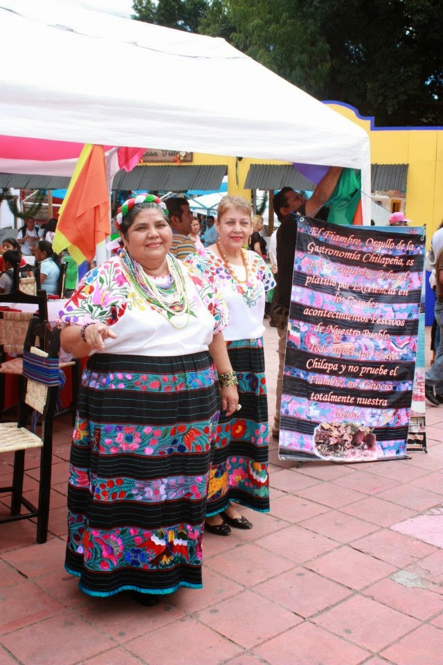 TRADICIONES Y COSTUMBRES DE CHILAPA : TRAJE DE ACATECA, EL TRAJE DE ...