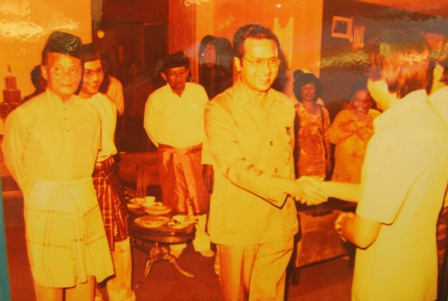 Peribadi Dr Mahathir Mohamad: Tun Dr Mahathir Mohamad dan Tun Datu ...