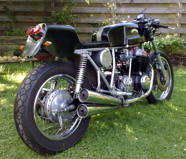 Black Shadow - RocketGarage - Cafe Racer Magazine