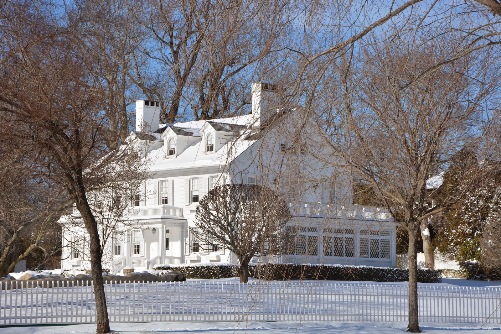 Hamptons Chatter: Chilly Scenes of Winter… in The Hamptons!!!