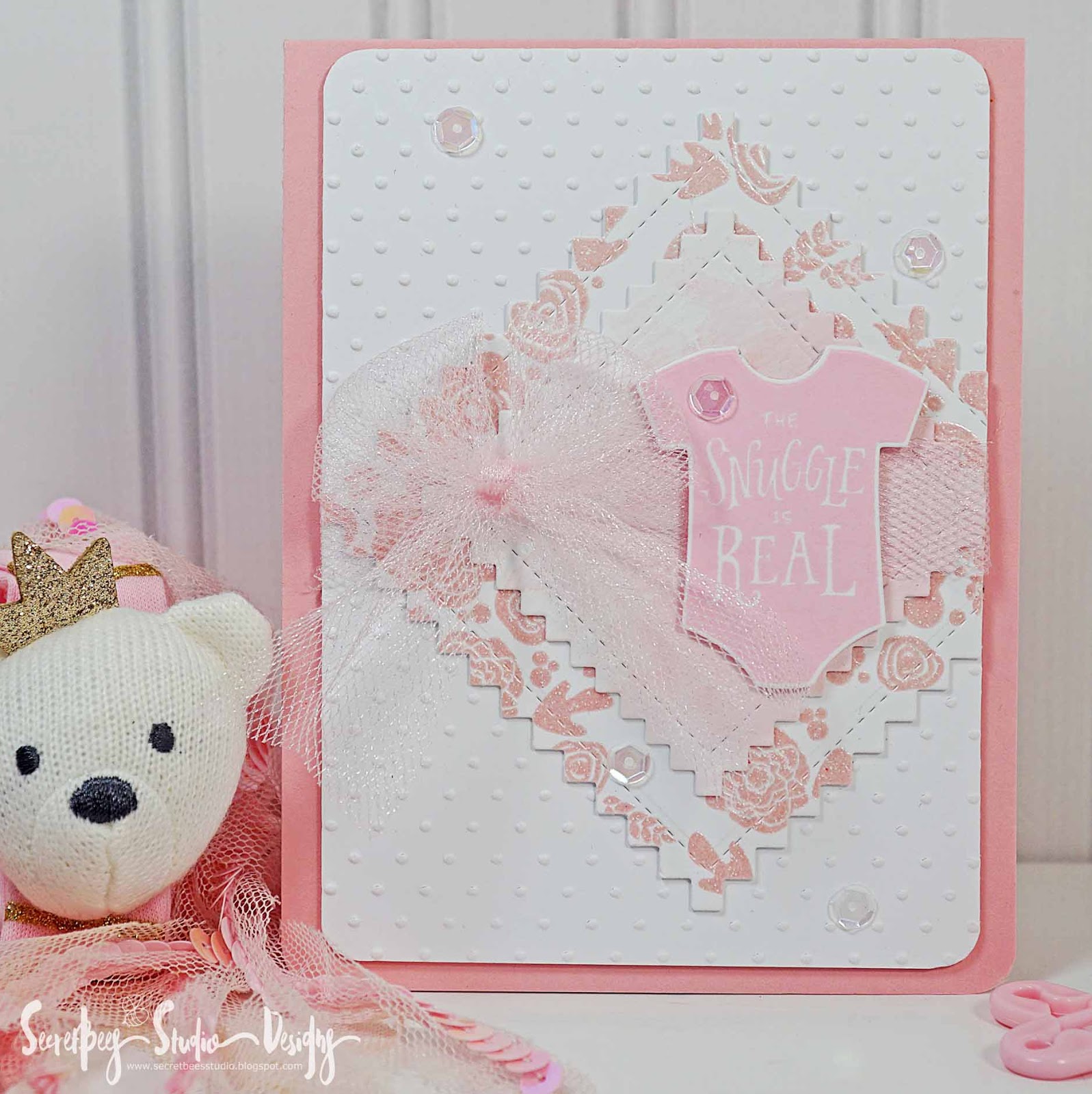 Secretbees Studio: New Baby Snuggles!