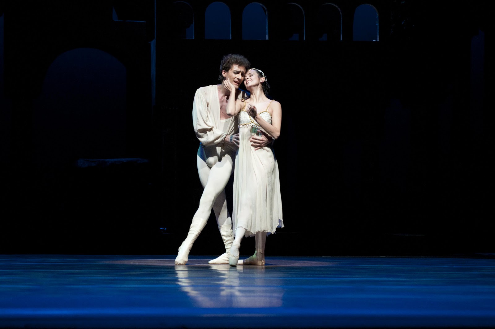 Figaro! Figaro!: VUELVE AL MUNICIPAL “ROMEO Y JULIETA”, EL BALLET MÁS ...