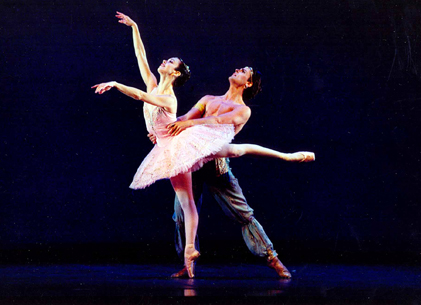 NOS GUSTA BAILAR: ANGEL CORELLA