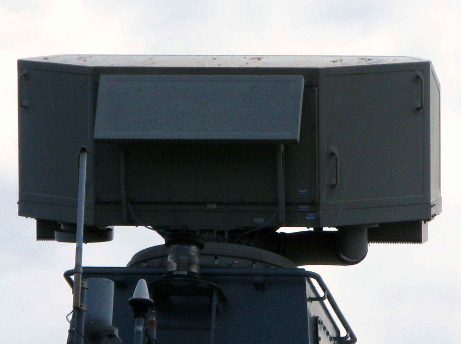 Naval Open Source INTelligence: Saab launches five new radars for total ...