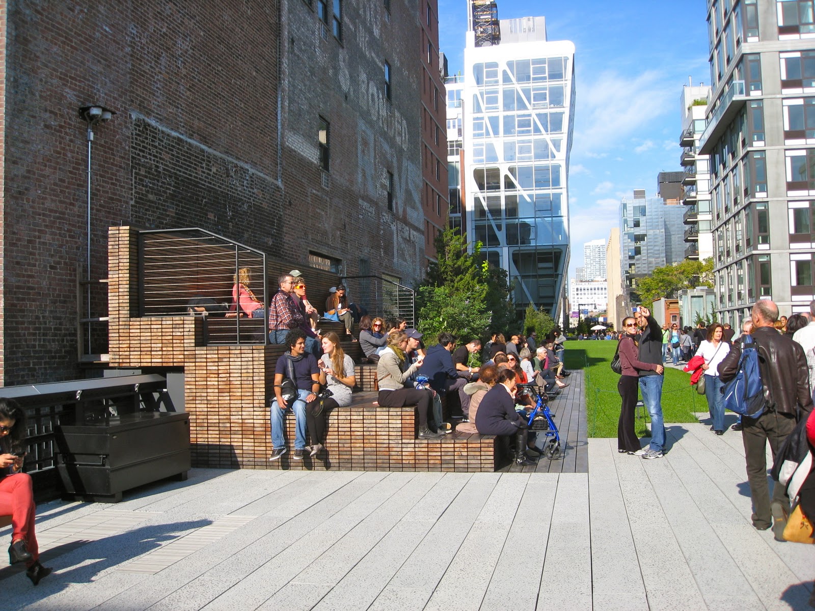 Trail Tramps: Walk The High Line in Chelsea NYC Phase 2 and "Phase 3"