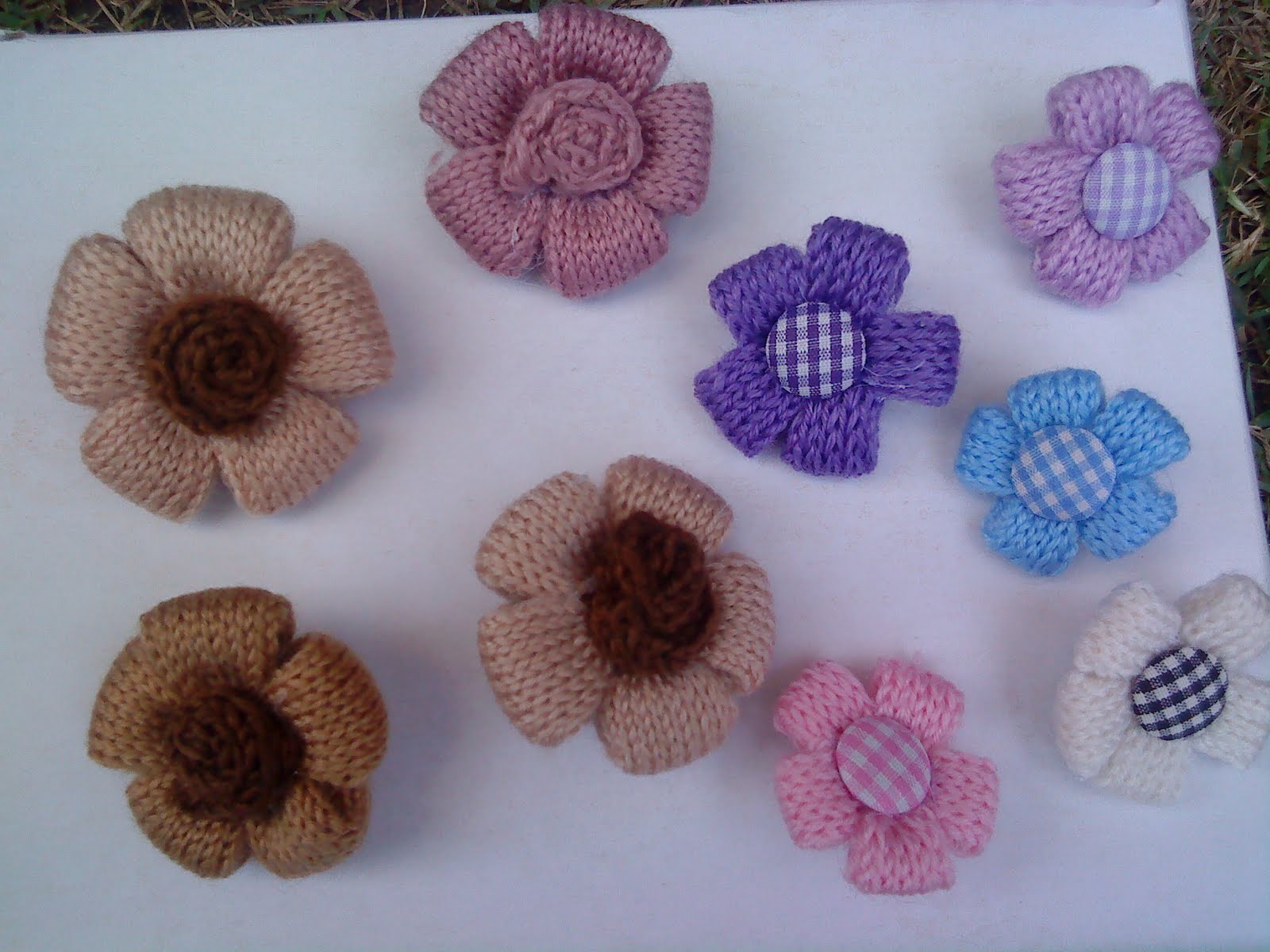 HOME DECORATION AND GIFT: PIN BUNGA