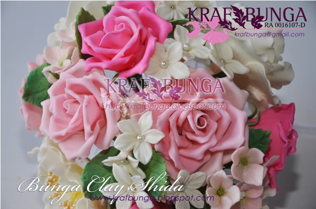 Clay flowers by Krafbunga