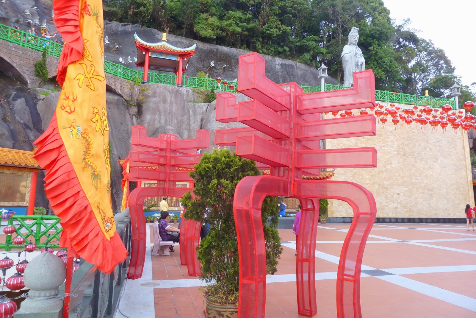 Kee Hua Chee Live!: CHIN SWEE TEMPLE IS GENTING GROUP'S HOMAGE TO THE ...