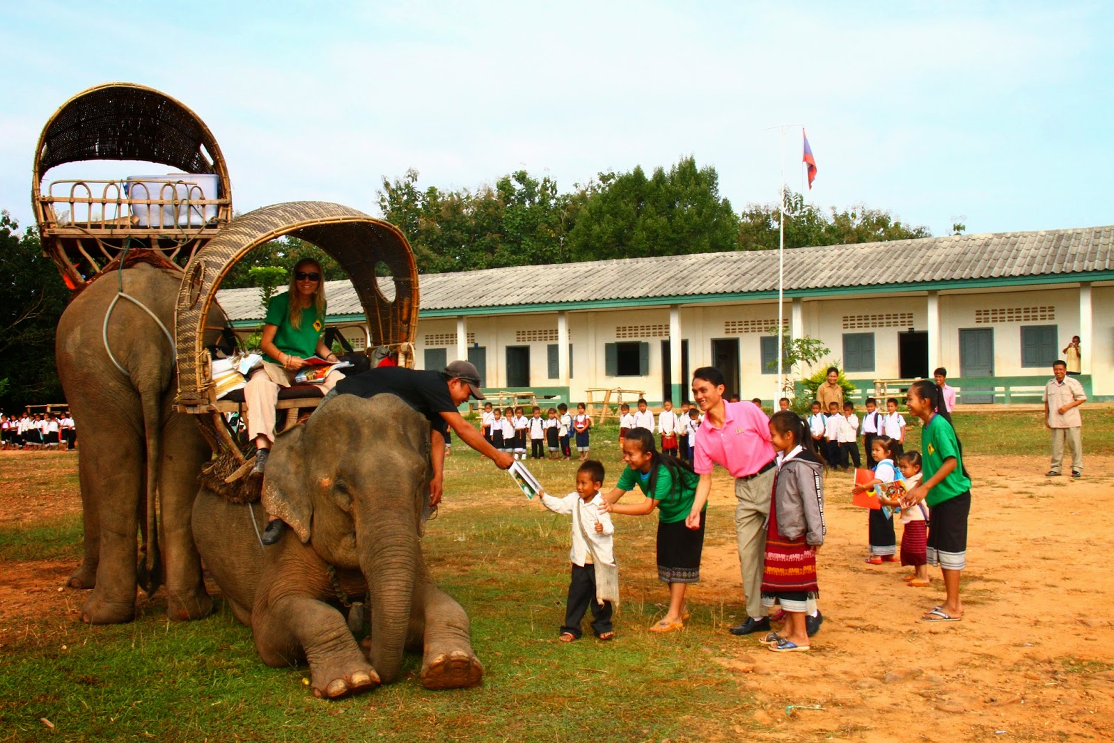 Literary Hoots: 10 Unexpected Places for a Library