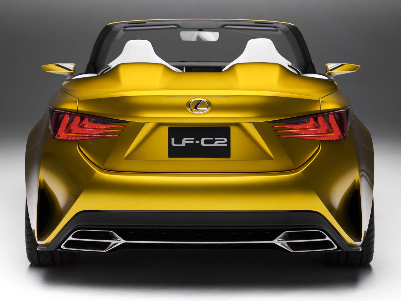 Lexus LF-C2 antecipa o design dos carros de luxo da Toyota