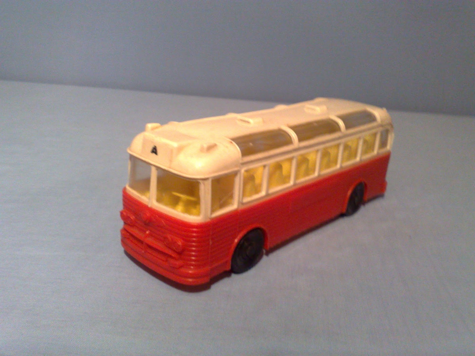 TOM's TECH TOYS: BUS MODELS