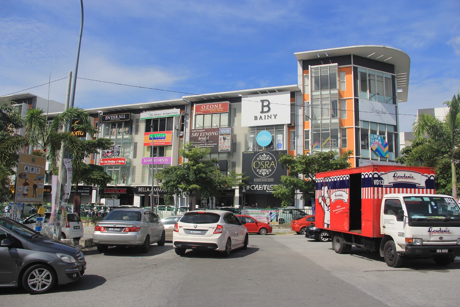 Tempat Syiok - Bangi Sentral Syurga para Hijabster!!