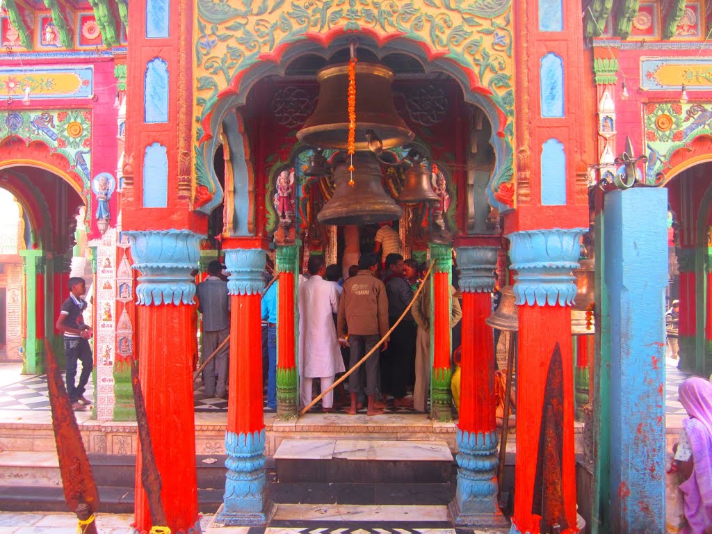 Hanuman Garhi(Cave Temple) Temple in Ayodhya Uttar Pradash India