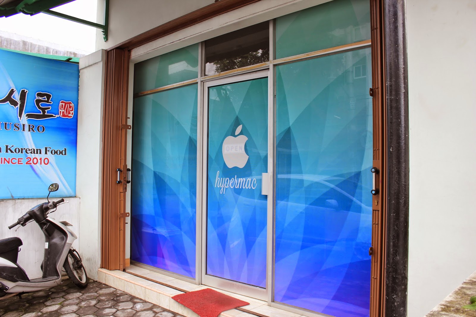 BANNER DAN ONE WAY STICKER ~ SAKTI KREASI