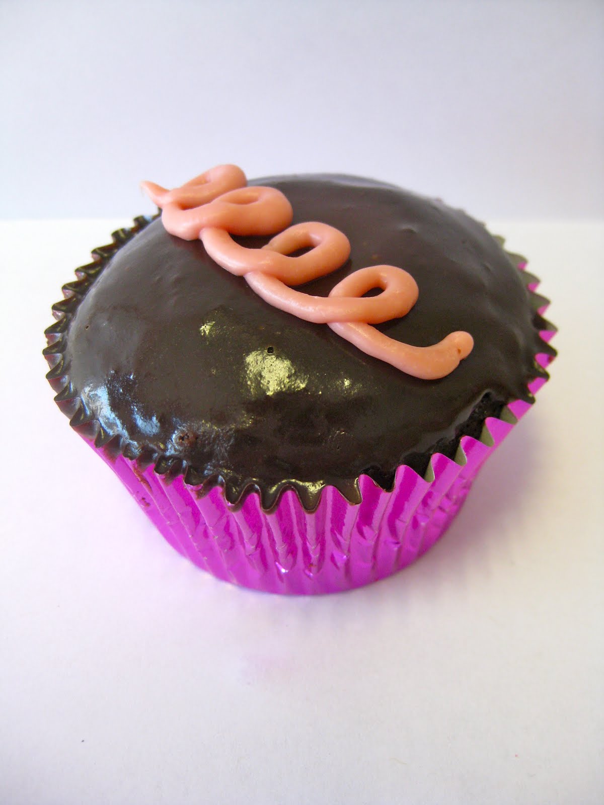 Pixie Crust: Fancy Hostess Cupcakes (GF)