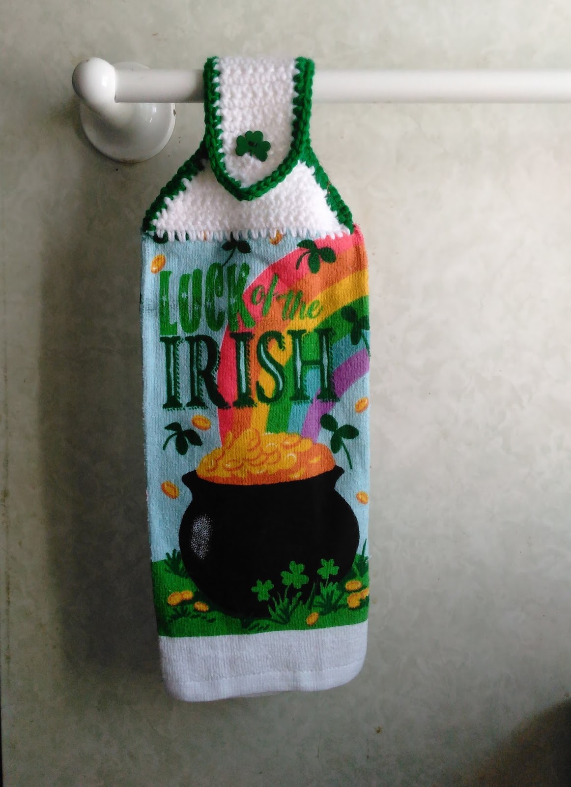Cat Talk By Cat's Meow: St. Patrick Hanging Towels