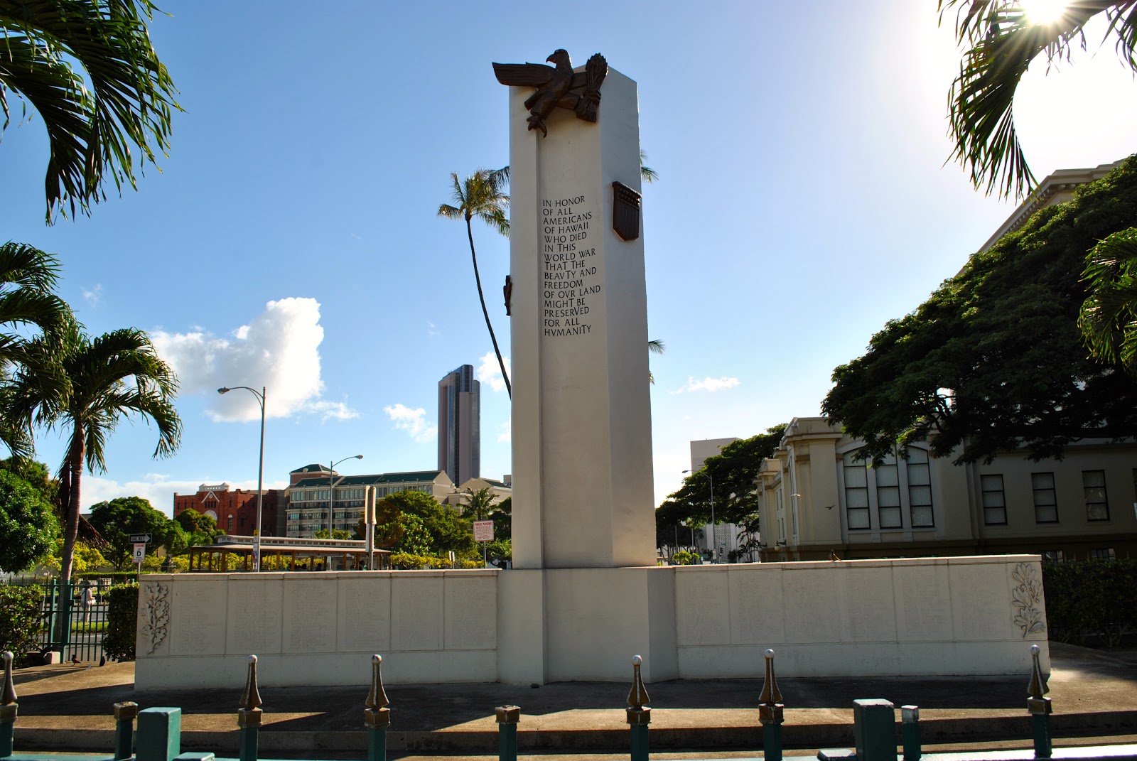 The Many Statues of Oahu: World War II Memorial