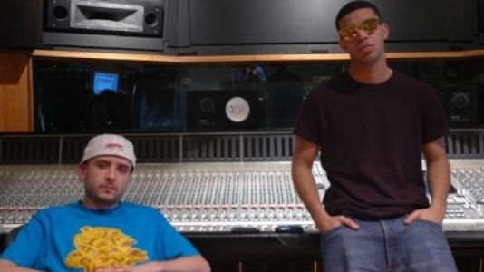 P.I.B Entertainment: @Drake Producer 40 Takes Shots at Common (Blog)