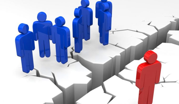 LAS HERRAMIENTAS INTERACTIVAS EN LA LUCHA CONTRA LA EXCLUSIÓN.