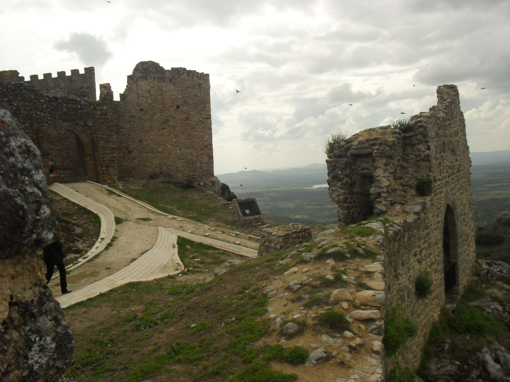 Turismo en Cáceres: Castillo de Montánchez