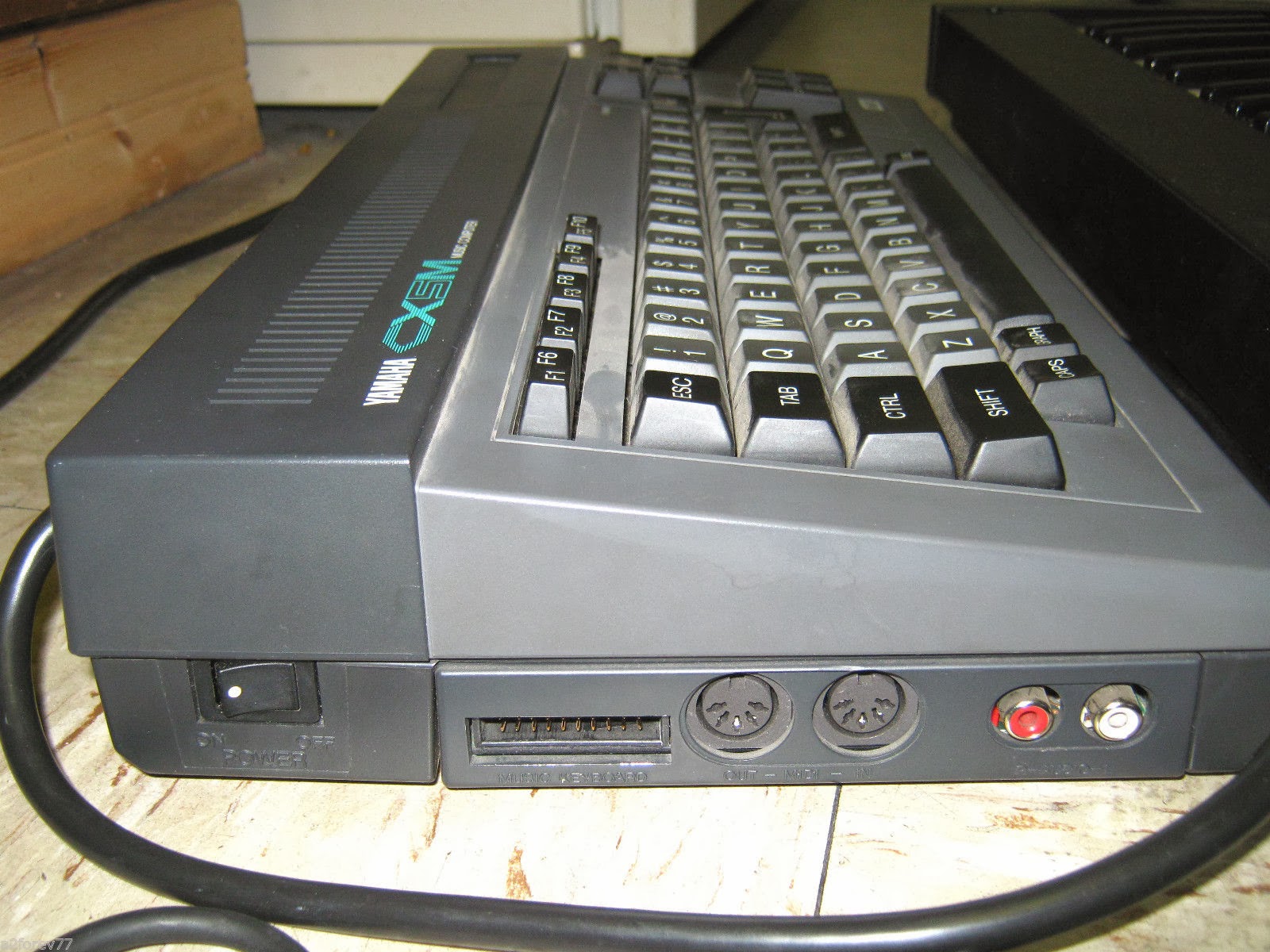 MATRIXSYNTH: Vintage Microsoft Computer Yamaha CX5MU MSX Music ...