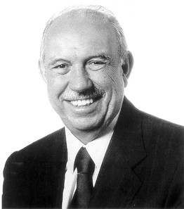 BRECHÓ DE TROCA: JOSÉ ALENCAR (1931 - 2011)