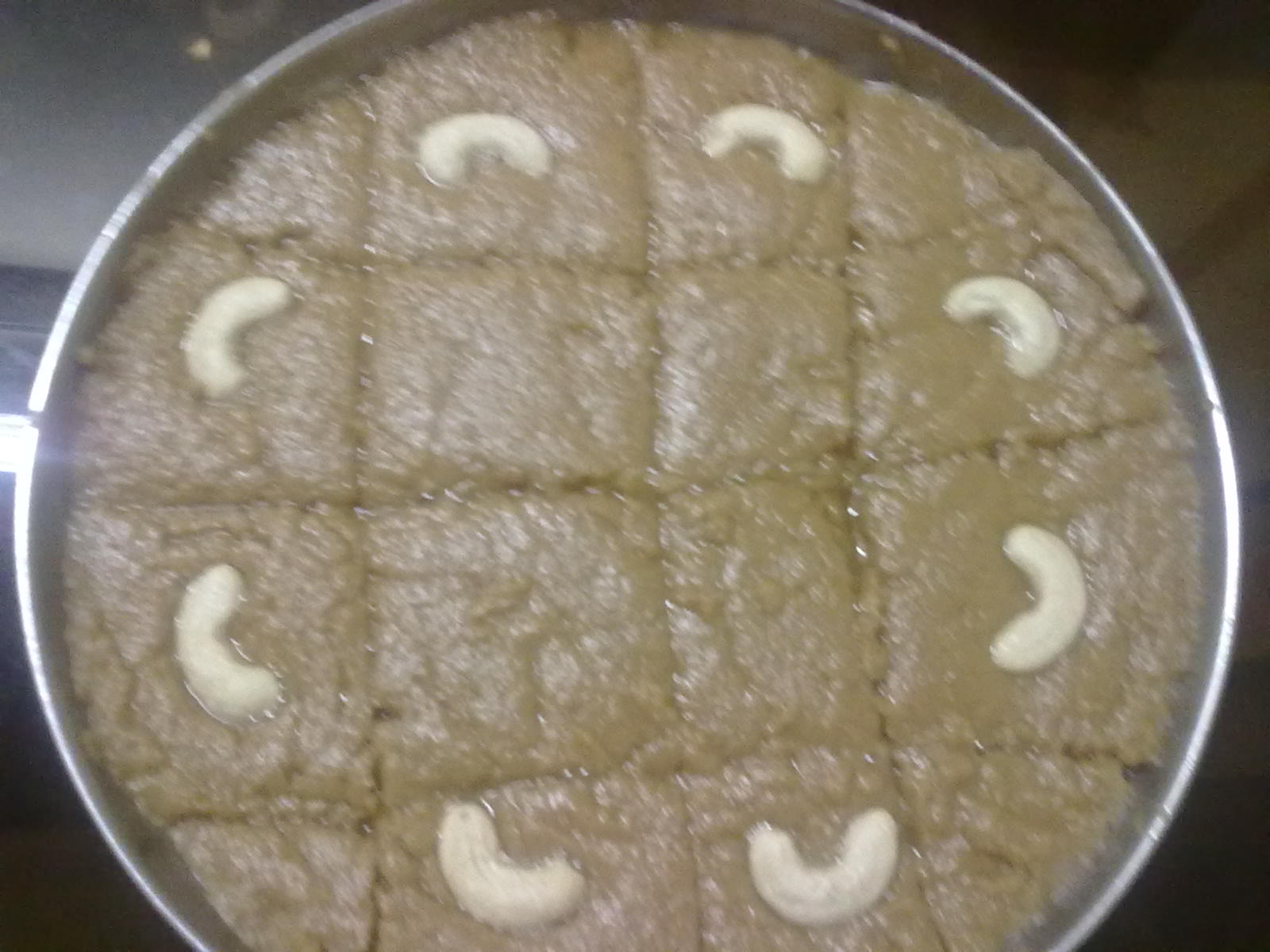 Sukhadi Recipe | Sukhdi Recipe | Gud Papdi | God Papdi | Yummilicious ...