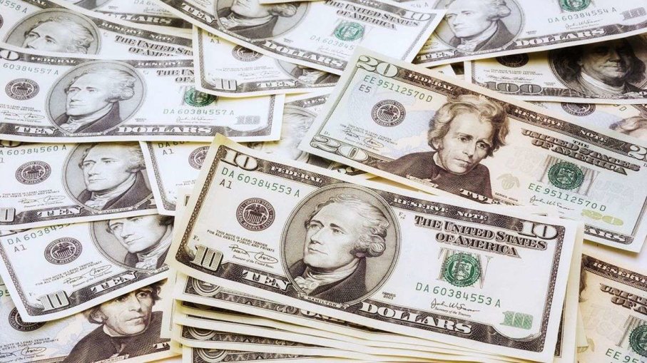 How dollar became the world's global currency? The complete story ...