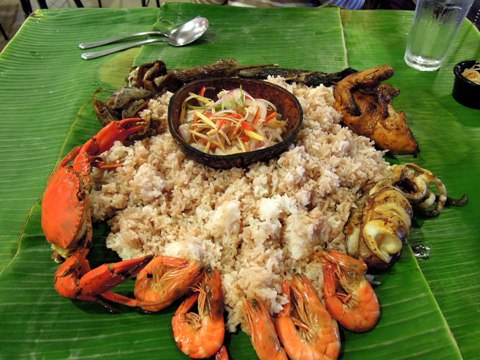 the seasoned first timer: Blackbeard's Seafood Island Northshore Grill