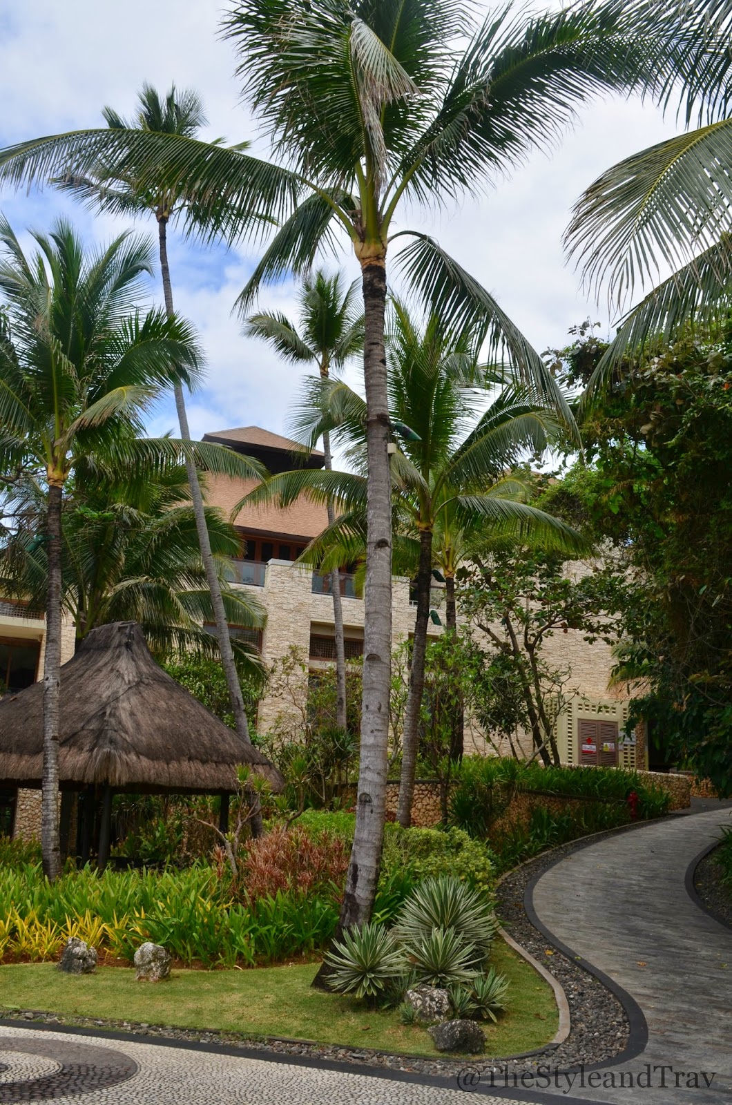 Exotic Shangri-la Boracay Gardens - Chic Delights