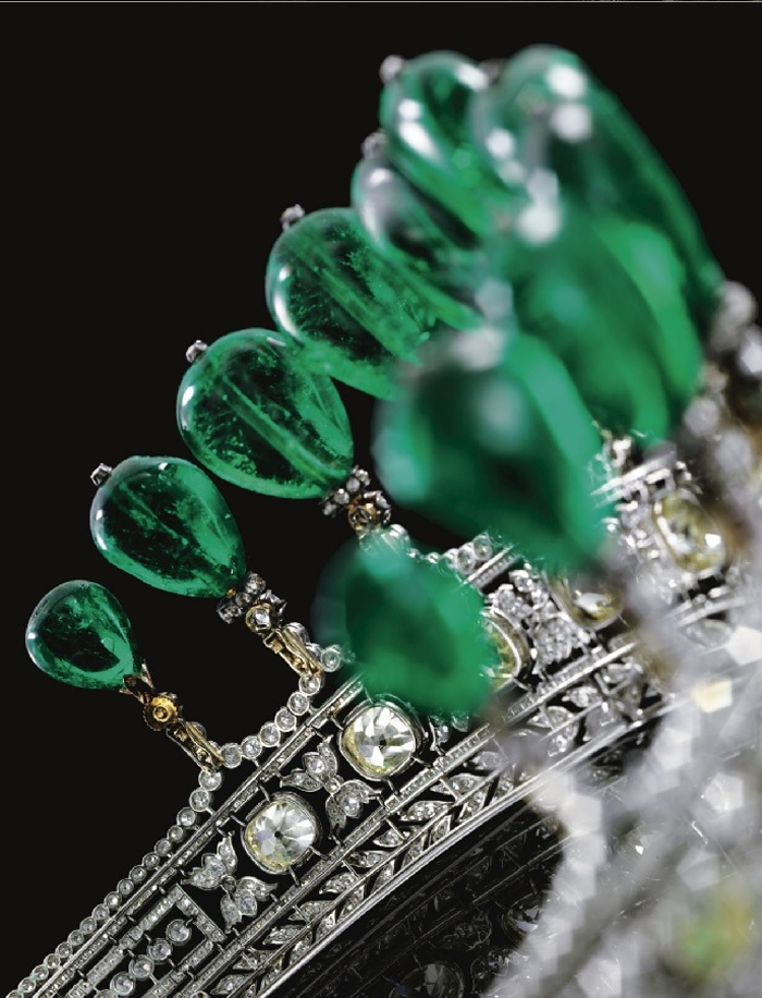 Tiara Thursday: The Henckel Von Donnersmarck Emerald Tiara - DRAW A ...