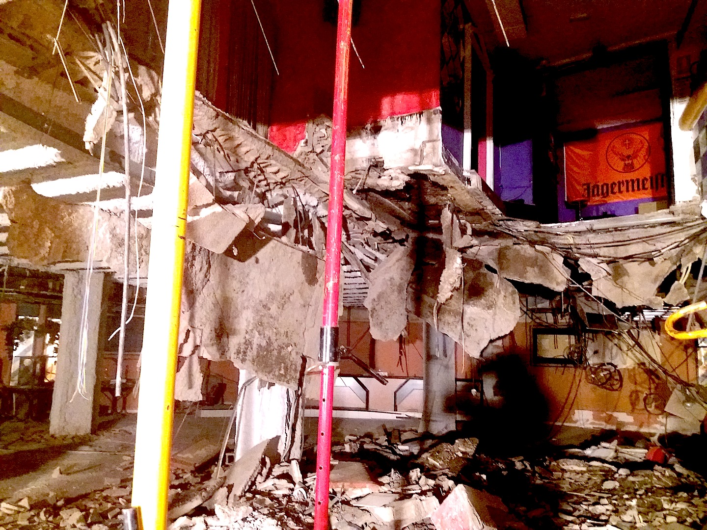 LA GOMERA ISLAND (Canary Islands): Disco floor collapse in Tenerife ...