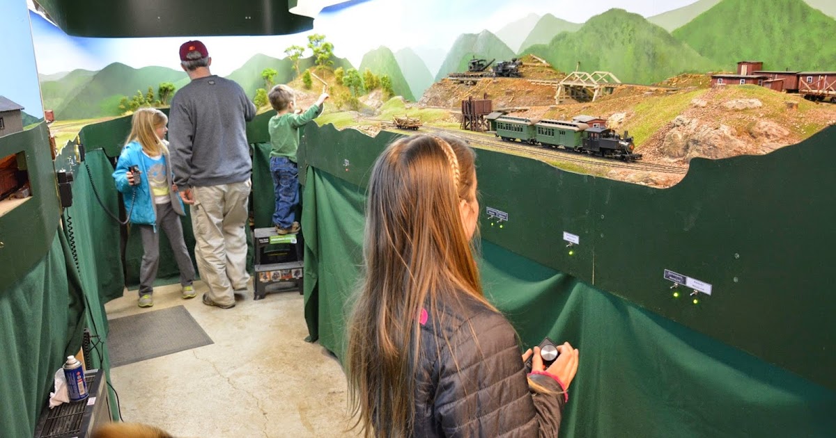 Modeling Narrow Gauge: Slogging through the Blogging