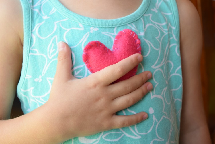 Pocket Hearts- Back To School Keepsake | What Can We Do With Paper And Glue