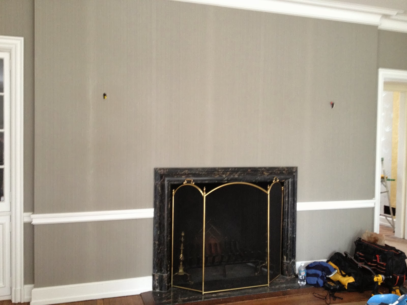 hampton hostess: WHAT A DIFFERENCE A GRAY MAKES