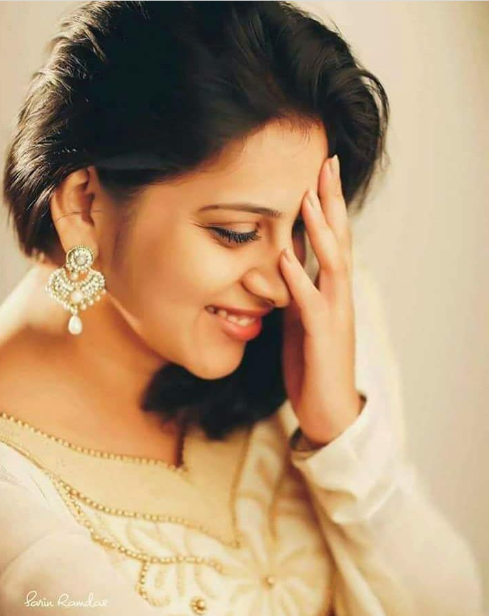 Anna reshma rajan hot, beautiful, traditional pics, images, photos ...