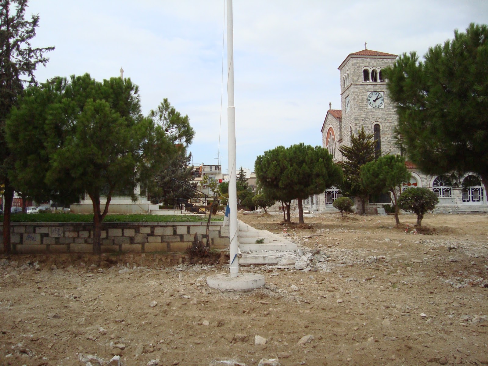 Ο ΦΑΛΟΣ ΤΗΣ ΓΗΣ...: Ν. ΙΩΝίΑ ΒόΛΟΥ