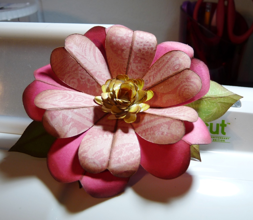 A Little Bit of Bling: Cricut Flower Shoppe