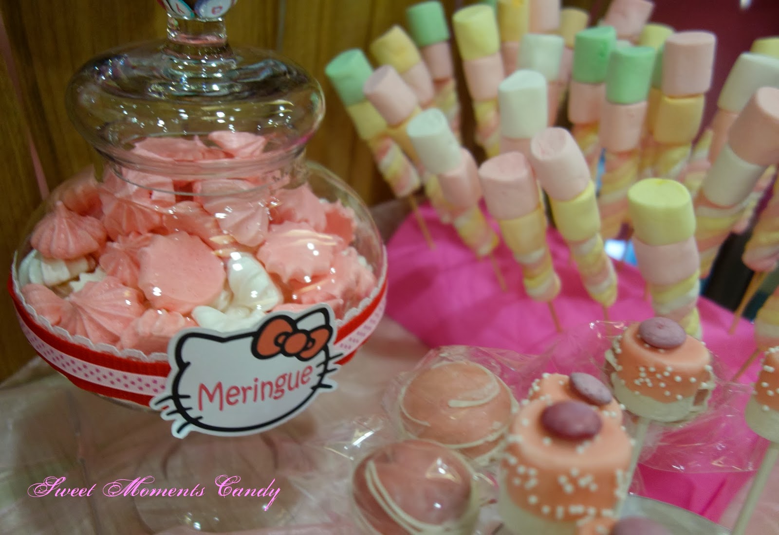 A Reception to Remember: Hello Kitty Candy Bar!