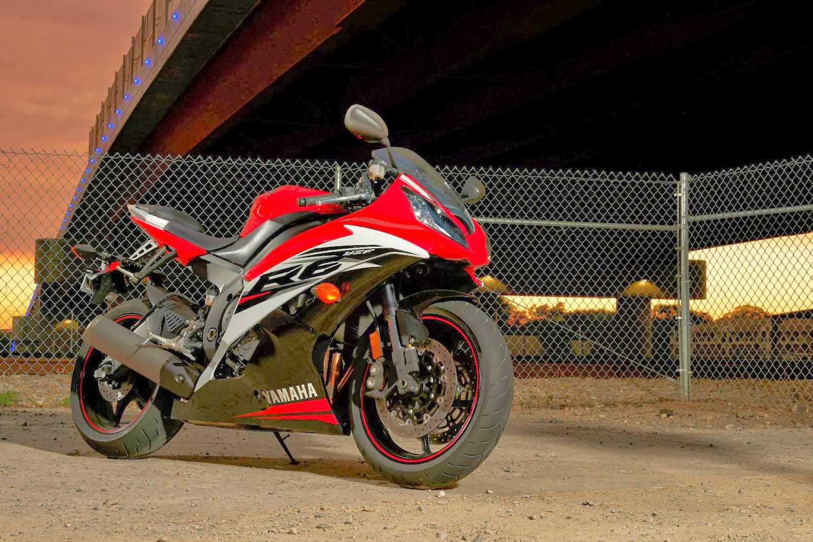 Yamaha YZF-R6 2014 Supersports 600cc Terbaik Dunia? - Arena Motor