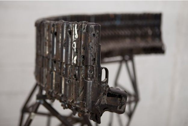 Artist Turns Guns into Musical Instruments - Campus Mercante