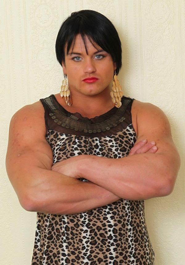 Bodyspace Junction: British lady bull Candice Armstrong