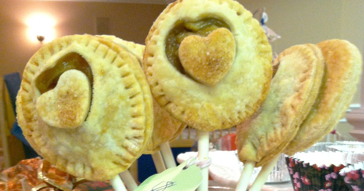 Evey's Creations: Apple Pie Pops-guest post