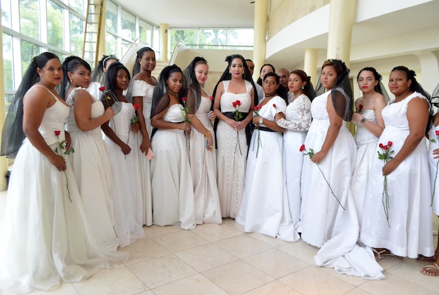 Anabel Alberto Y Su Novio