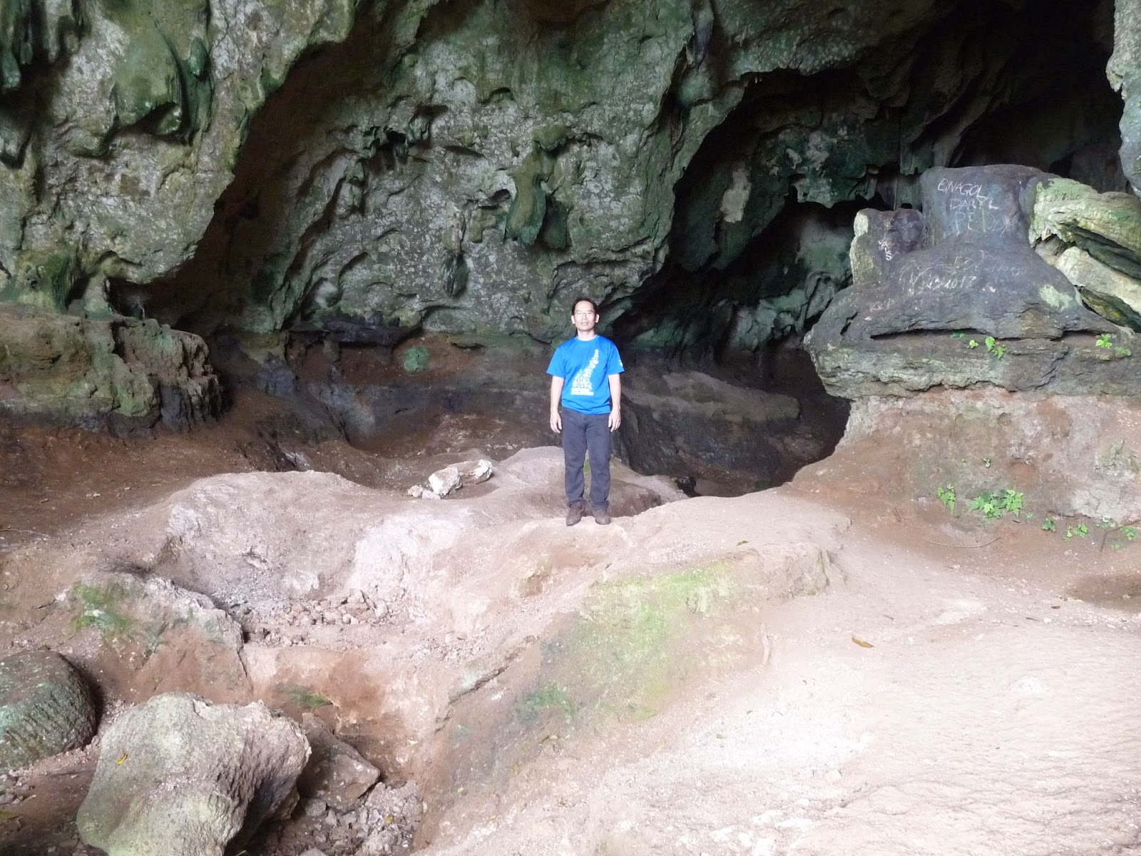 Leyte Places: Hindang Caves and Wild Monkeys